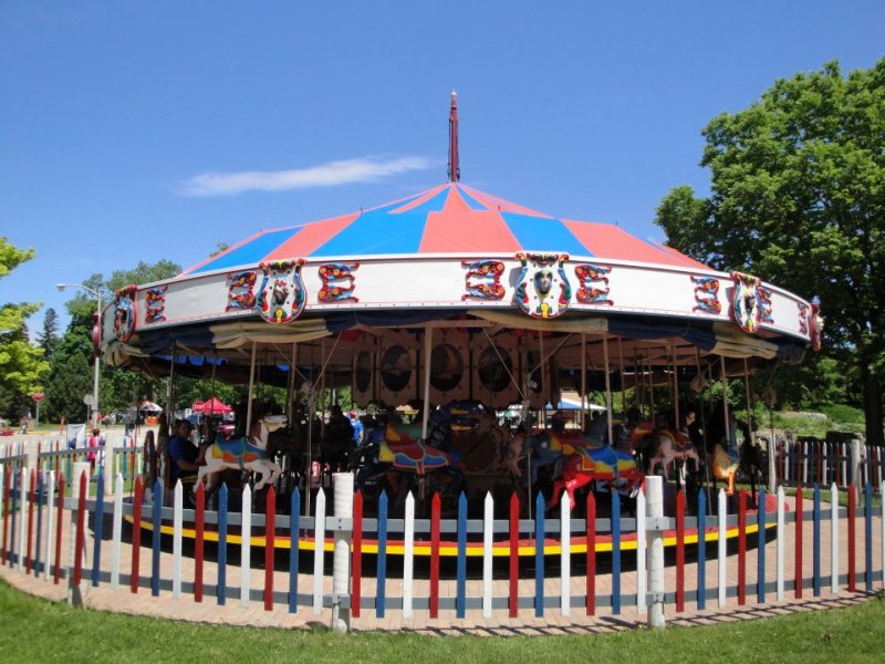 Lakeside Park Rides | Travel Wisconsin